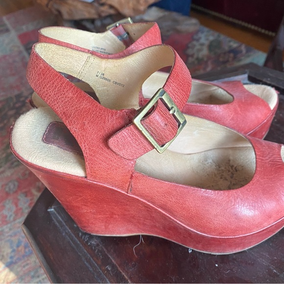 Kork-Ease | Shoes | Korks Platform Sandals | Poshmark